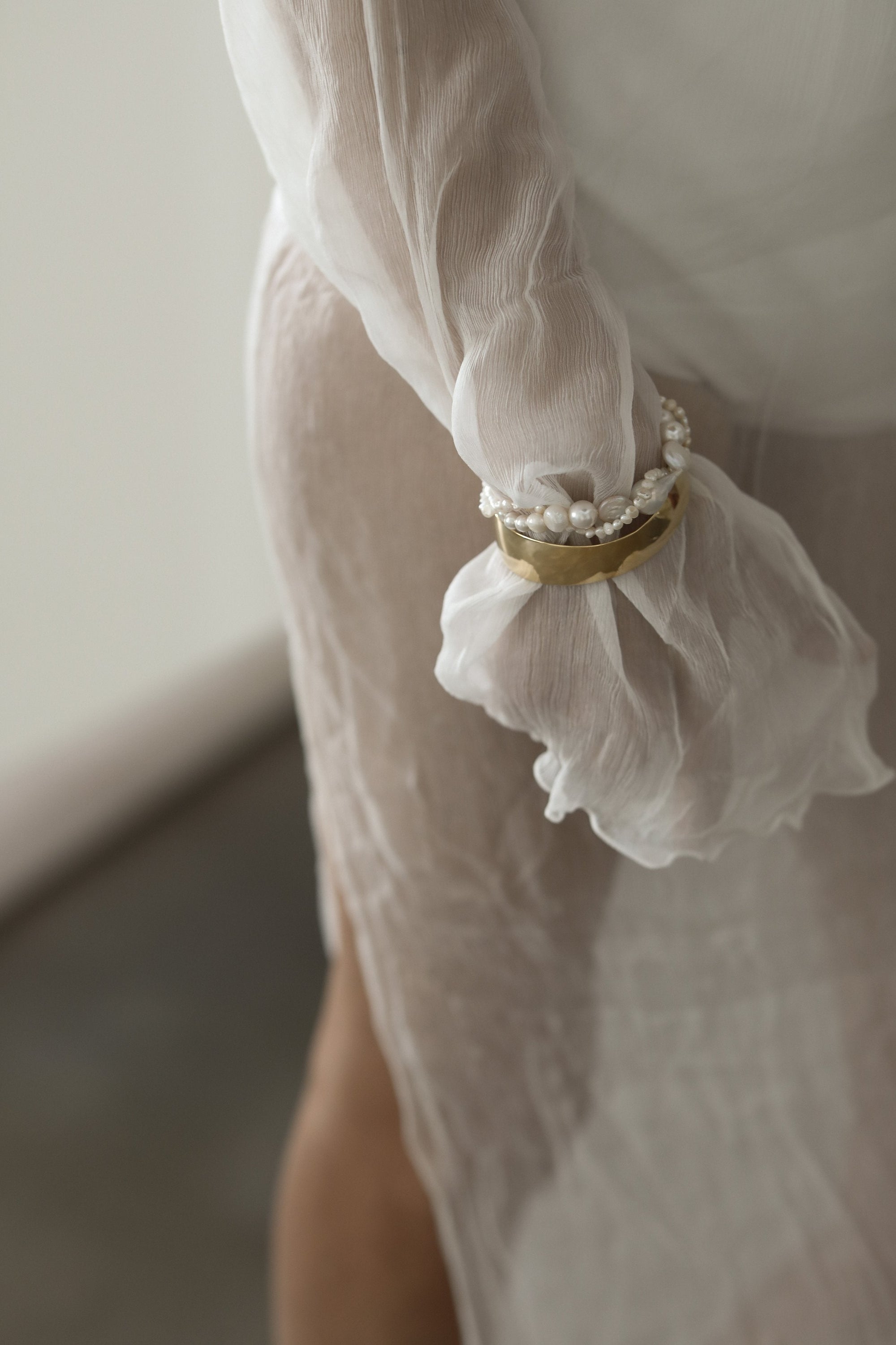 Baroque Wavering Bracelet | Pearl & 14k Gold-Plated Bracelet | A.B. ELLIE